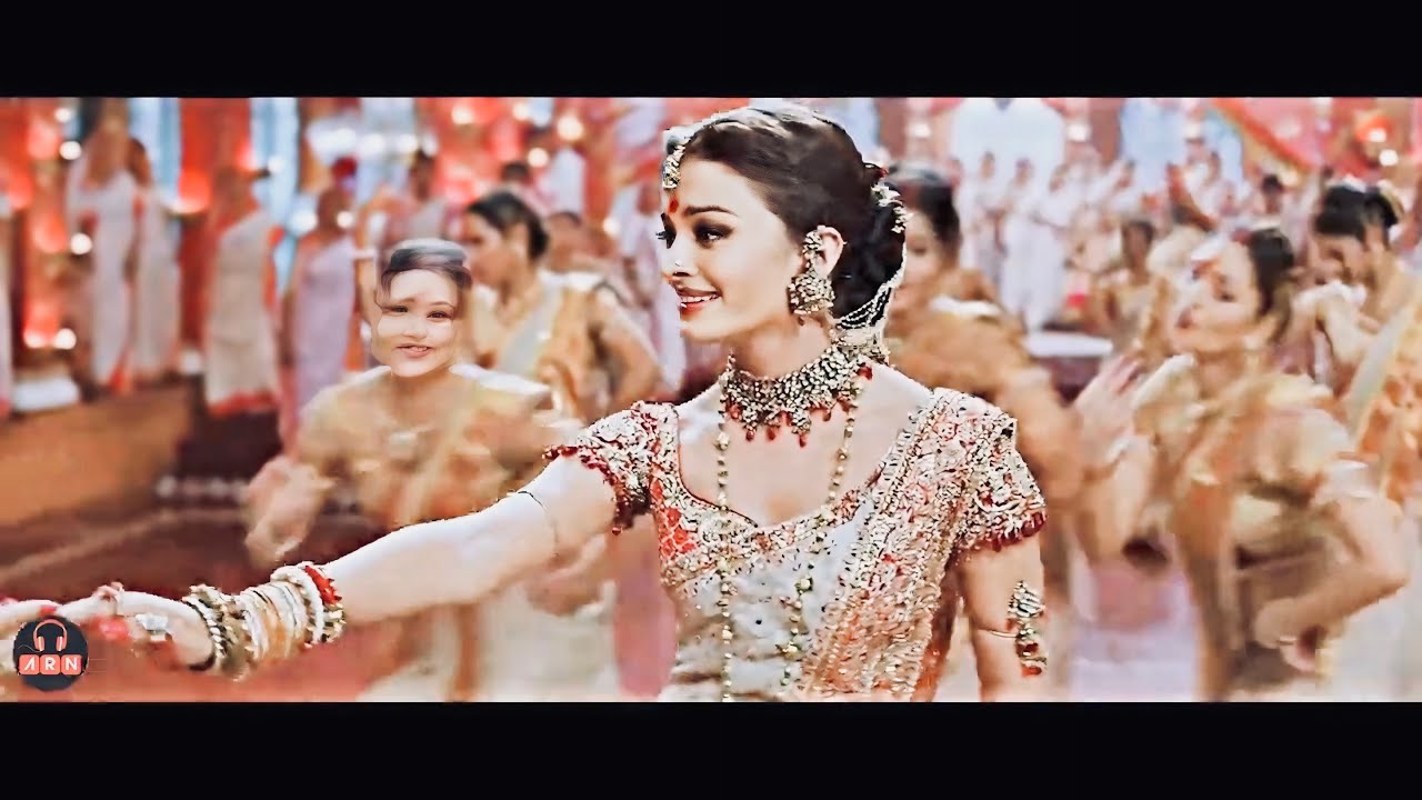 Dola Re Dola Re 4K Video | Shahrukh Khan | Aishwarya Rai , Madhuri ...