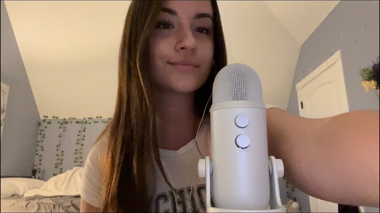 ASMR | Mouth sounds + mic brushing - YouTube