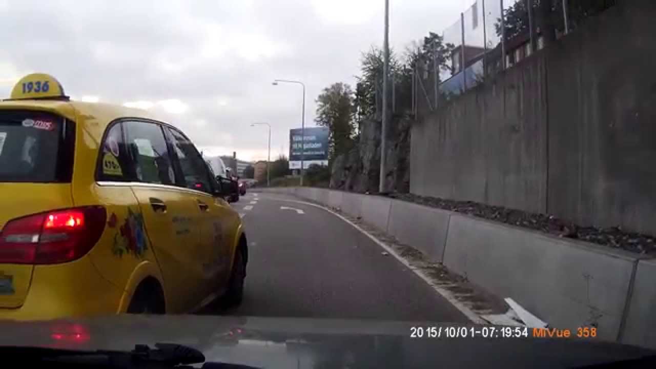 Taxi 020 bad driving - YouTube