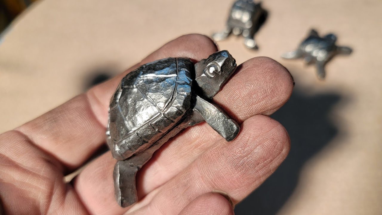 How to Forge one piece Turtle. Blacksmith forging one piece turtle ...