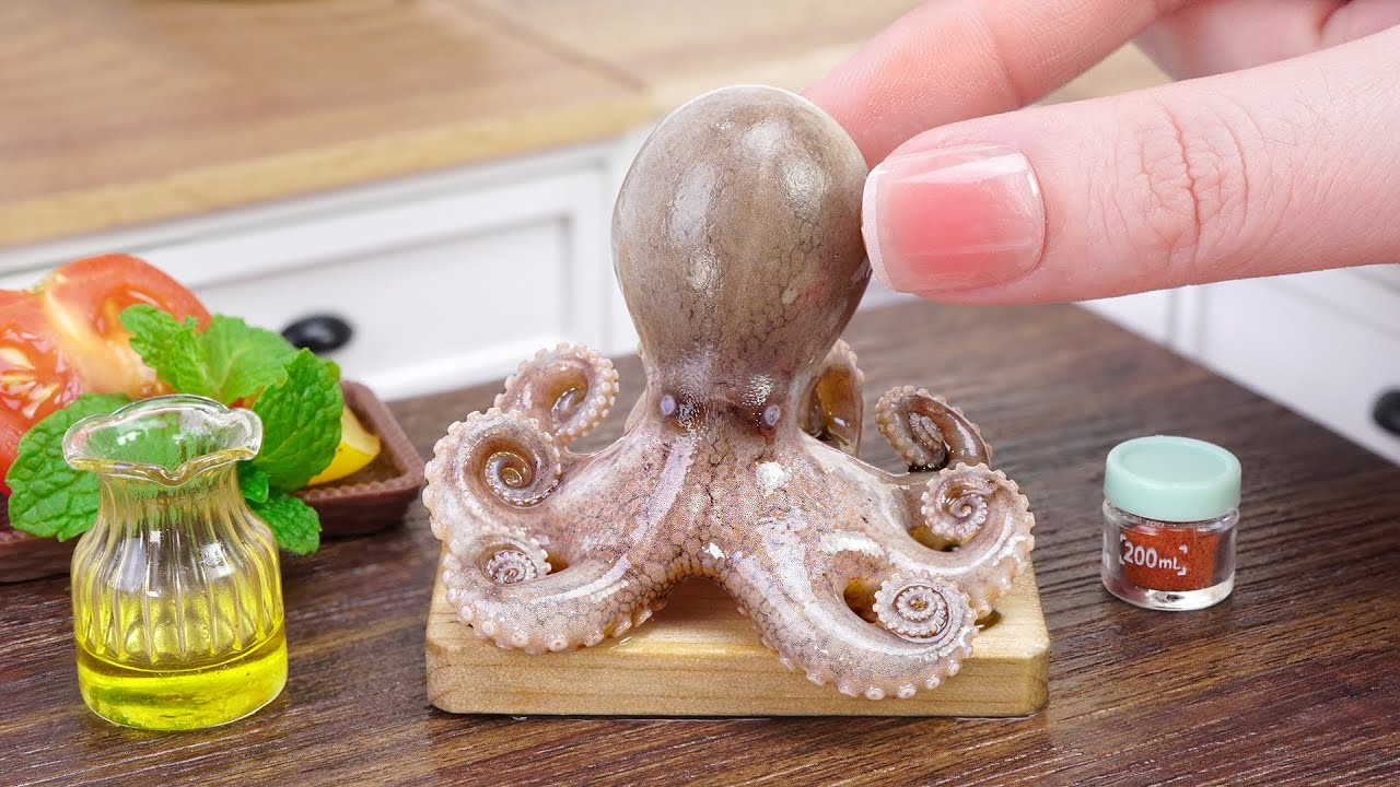 So SPICY Miniature Korean Fried Octopus Recipe | How to make Tiny ...