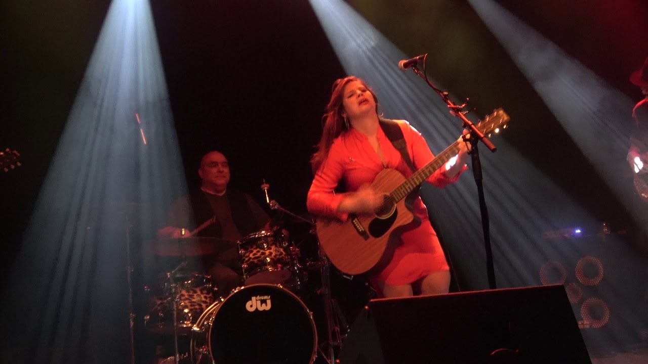 Ashleigh Chevalier Band, WOMEN WHO ROCK, Jammin Java, 1-28-2020 - YouTube