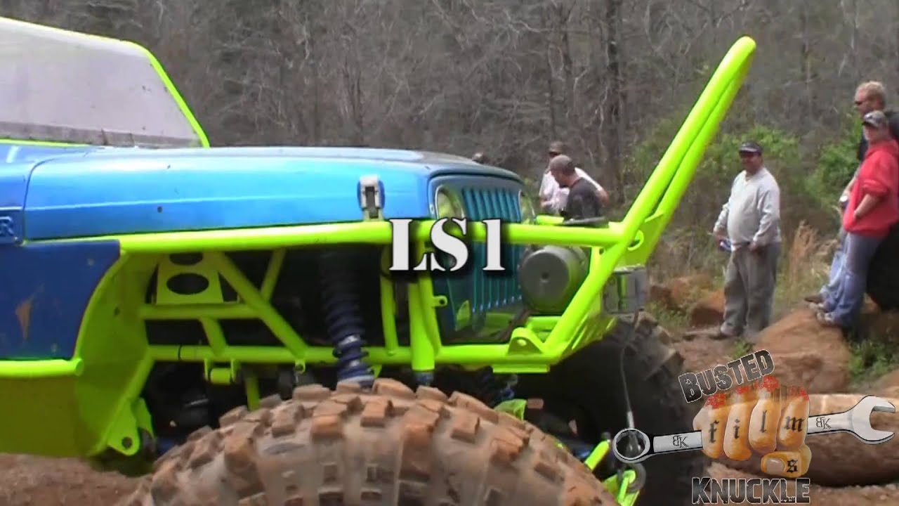 Monster Bruiser Jeep on 54 Boggers - YouTube