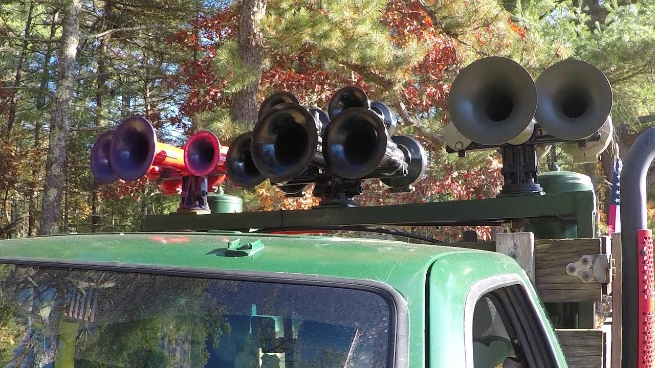 Nathan M 3-1R2 vs Nathan M3 - YouTube