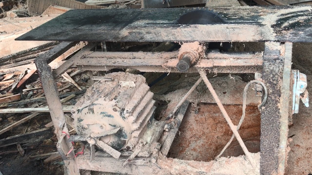 Restoration And Repair of Rusty Wood Saws // Wood Saw Engine - Great ...