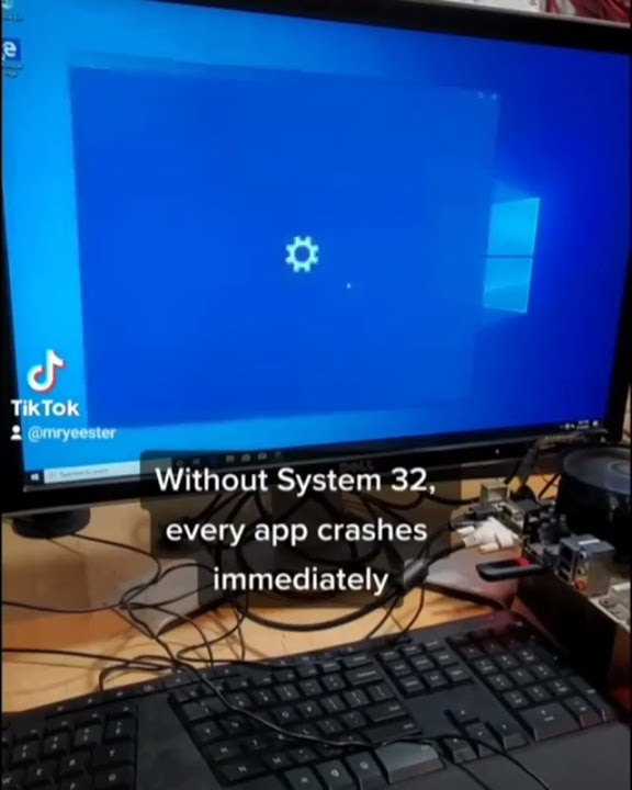 System32 폴더 삭제하면 벌어지는 일 - YouTube