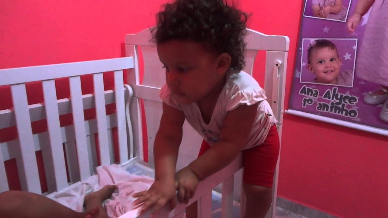 Clara e Alyce dia-dia das irmãs aprontando - YouTube