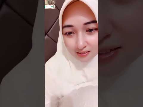 Bigo Hijab Bunga Pake baju transparan bikin halu