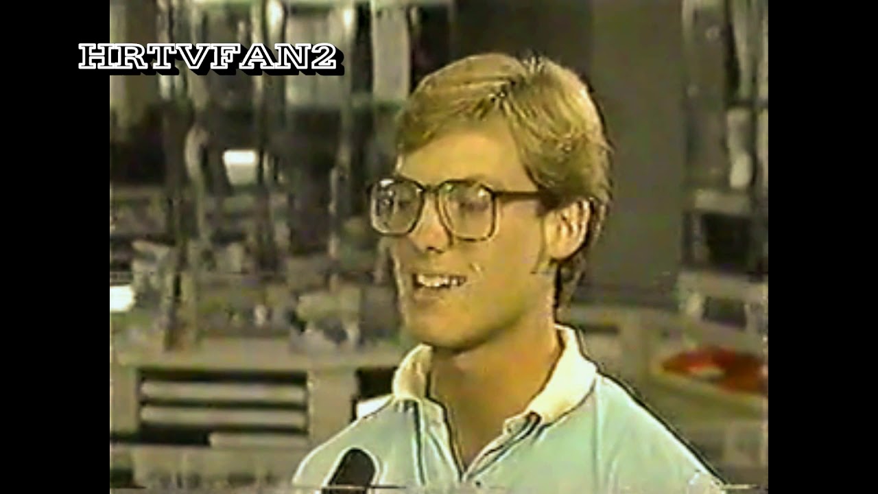 1986 LensCrafters Commercial - YouTube