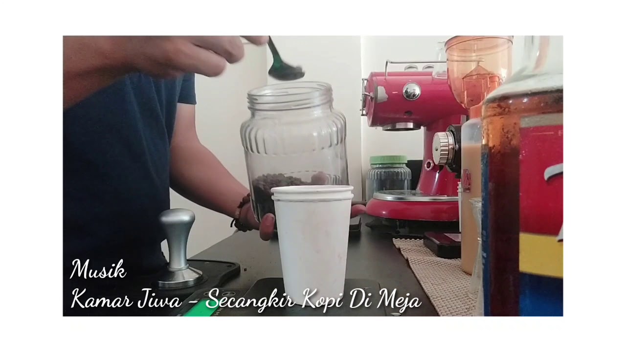 Es Kopi Hazelnut Kedai Kopi Rakyat - YouTube