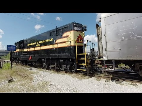 L&N GP7 on Thomas the Tank Engine Train In Nashville - YouTube