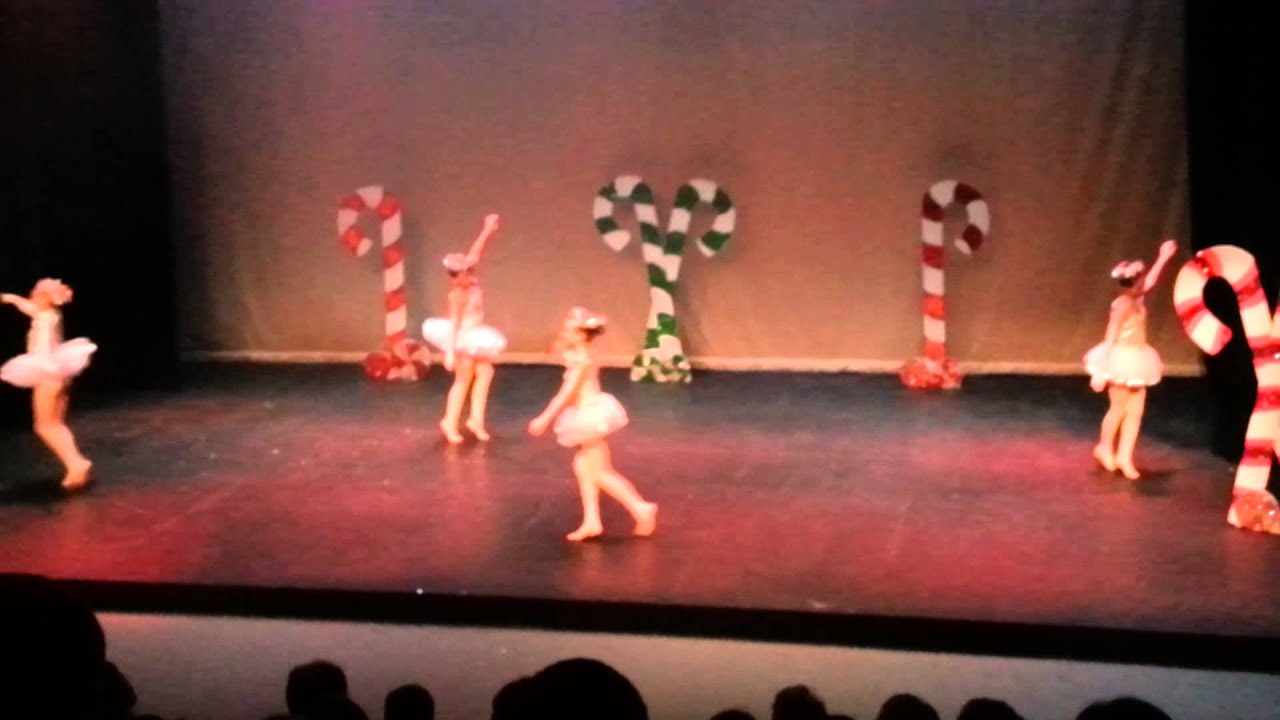 Skyler Collins in the nutcracker December 2012 (3) - YouTube