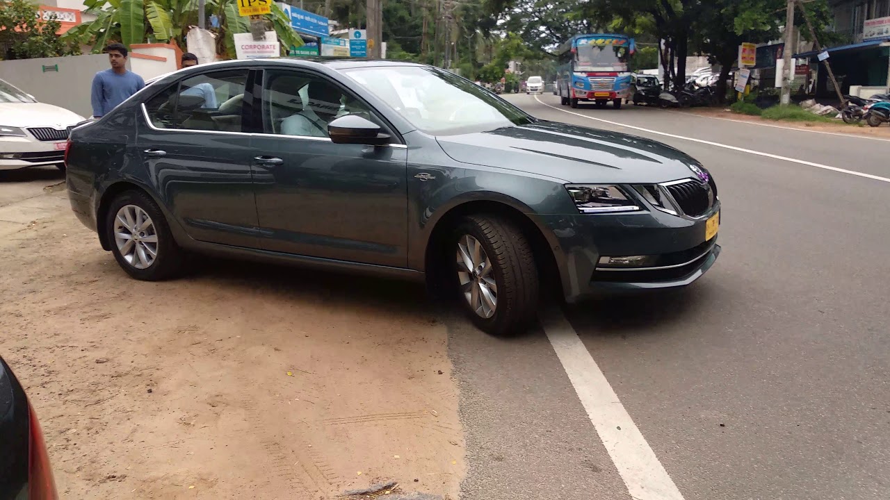 Skoda Octavia Quartz grey 2018 - YouTube