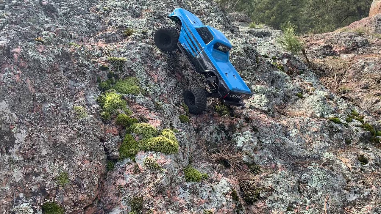 Traxxas trx4 with cantilever rear suspension - YouTube