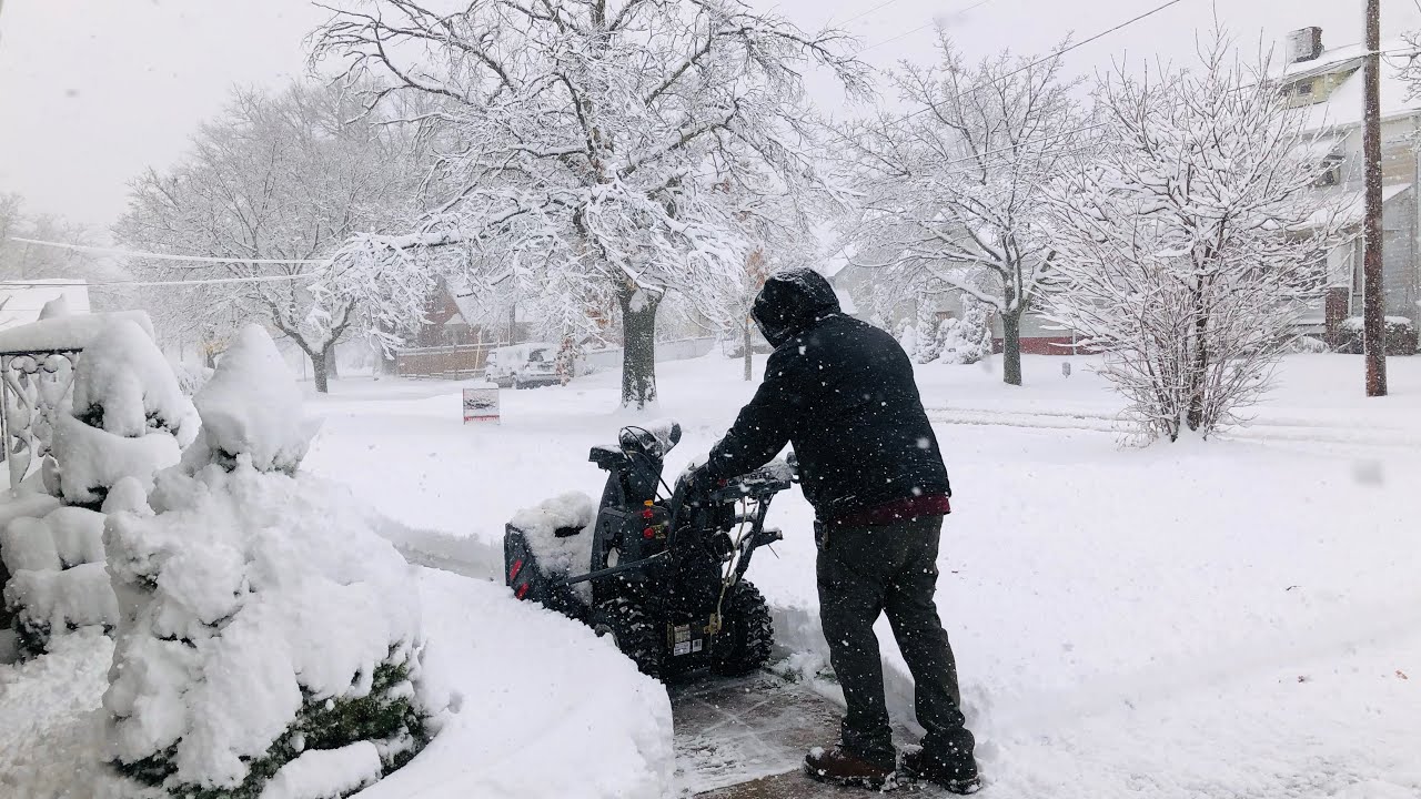 Welcome December first snow storm - YouTube