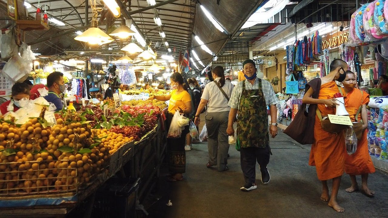 [4K] Samrong Fresh Market in Samut Prakan on the border of Bangkok ...
