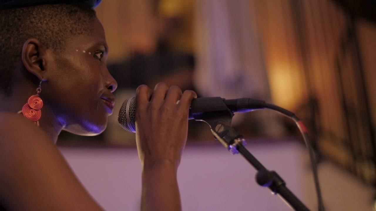 Sibongile Mbambo - Les Festives 2016 - YouTube