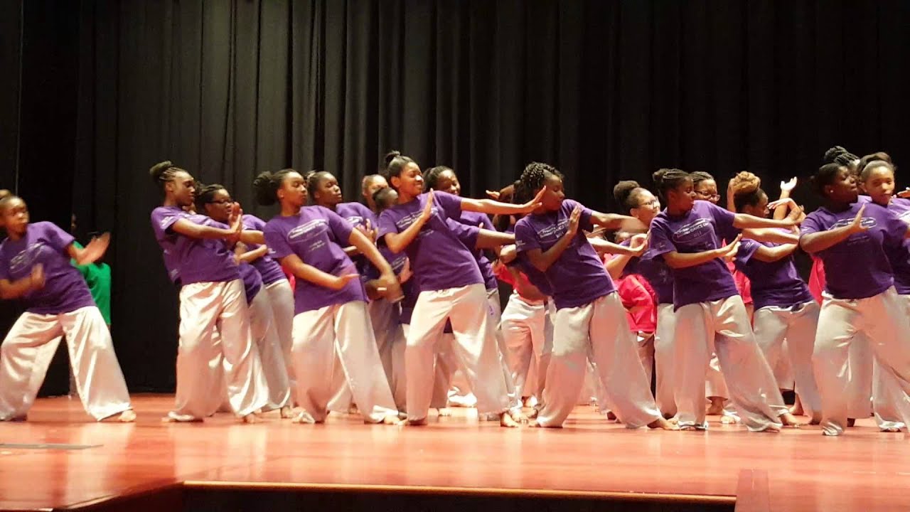 Praise Movement Summer Camp 2015 group dance - YouTube