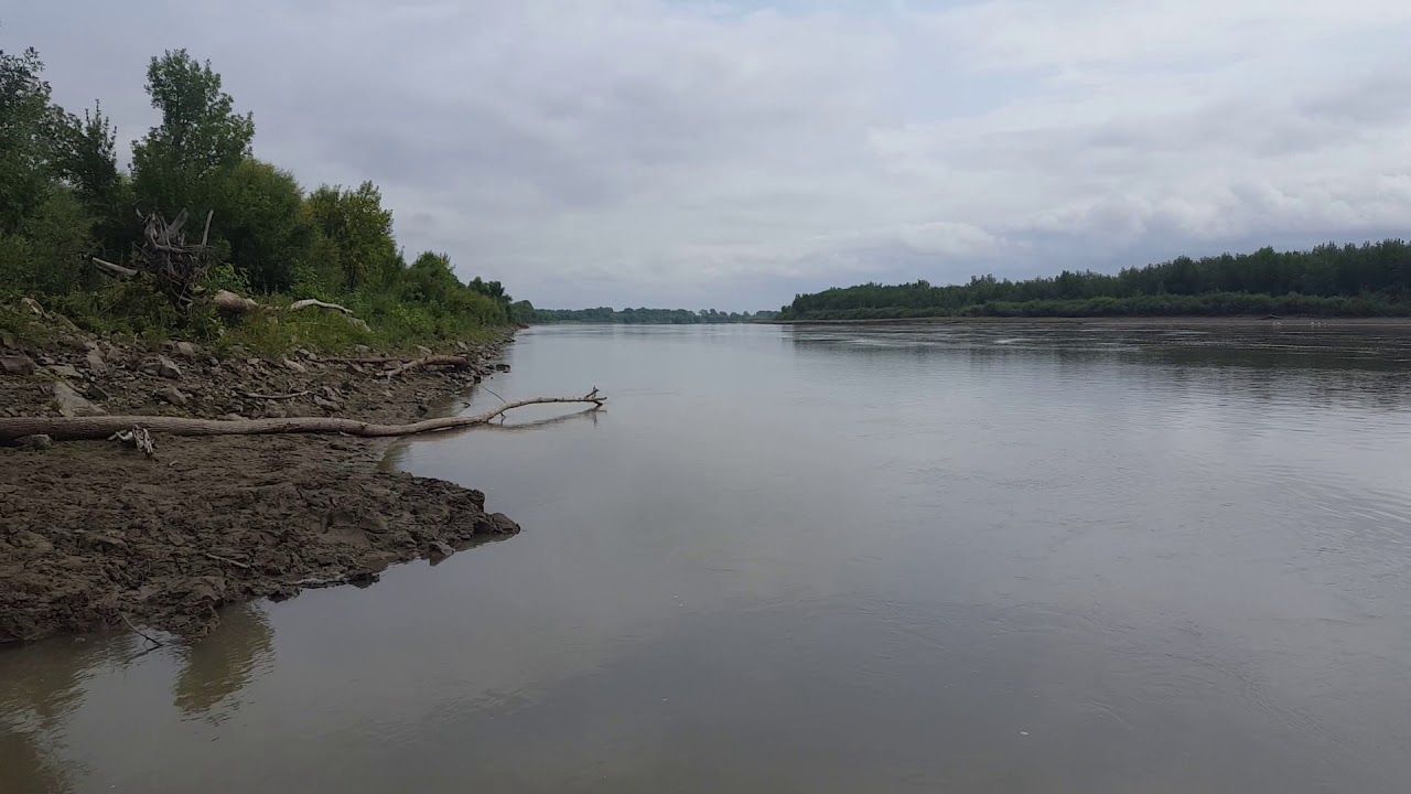 Confluence Yellowstone Missouri Rivers - YouTube