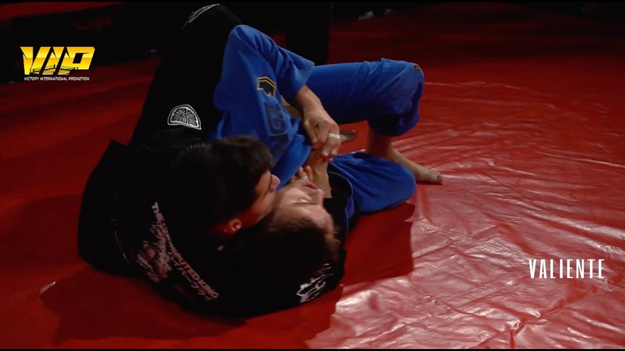 Jiu Jitsu Match | Super-fight | Liam Moss VS Kyle McLaughlin at VIP 01 - YouTube