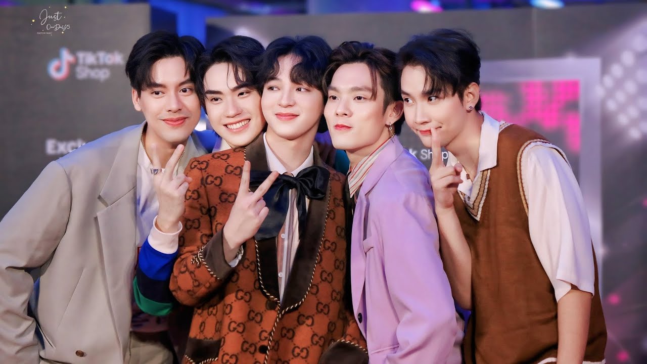 240605 TaeTee & SBFIVE @ EMSPHERE - YouTube