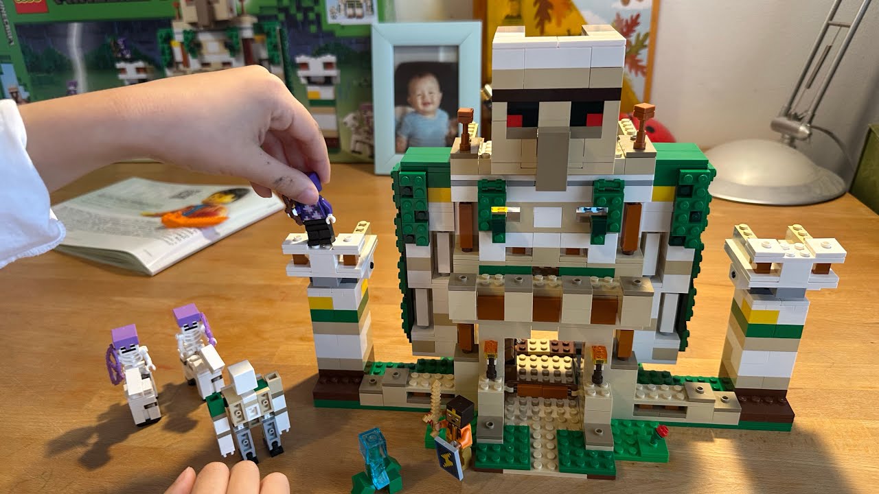 Lego Minecraft The Iron Golem Fortress with Lights💡 - YouTube