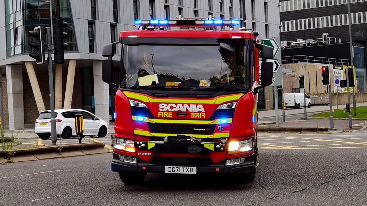 Kirkdale First Pump Responding | Merseyside Fire and Rescue Service ...