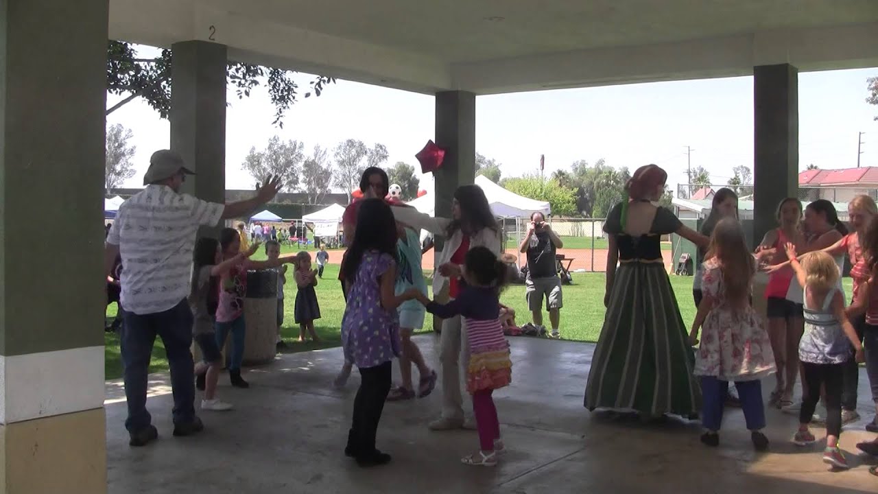 2014 5-26 Pt 1 25th Homeschool Fair Contra Dancing with Logan Creighton ...