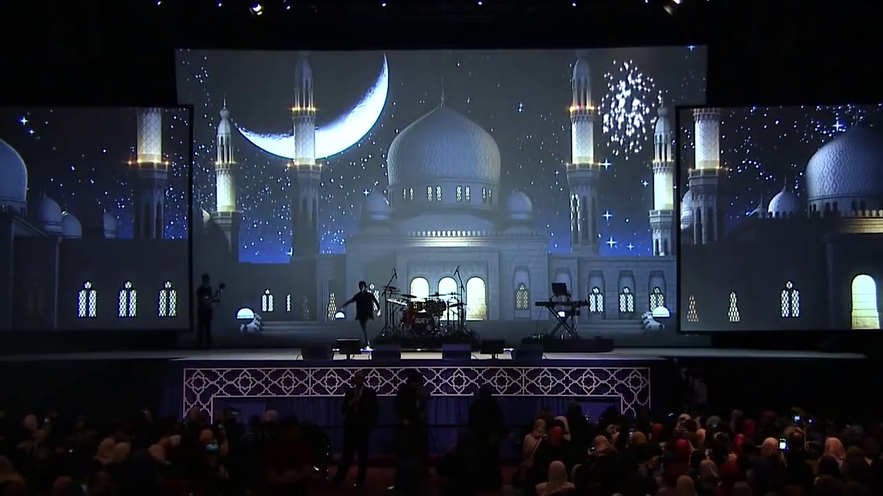Harris_J_-_Good_Life_(Live_at_MAS-ICNA_Convention) - YouTube