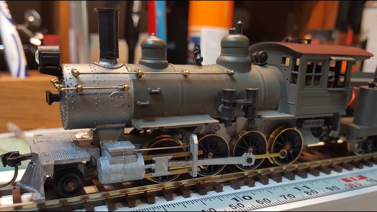 RoundHouse 2-8-0 Locomotive build - YouTube