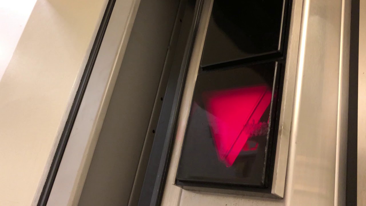 Montgomery Vector Elevator at Sears Augusta Mall, Augusta Georgia. With ...