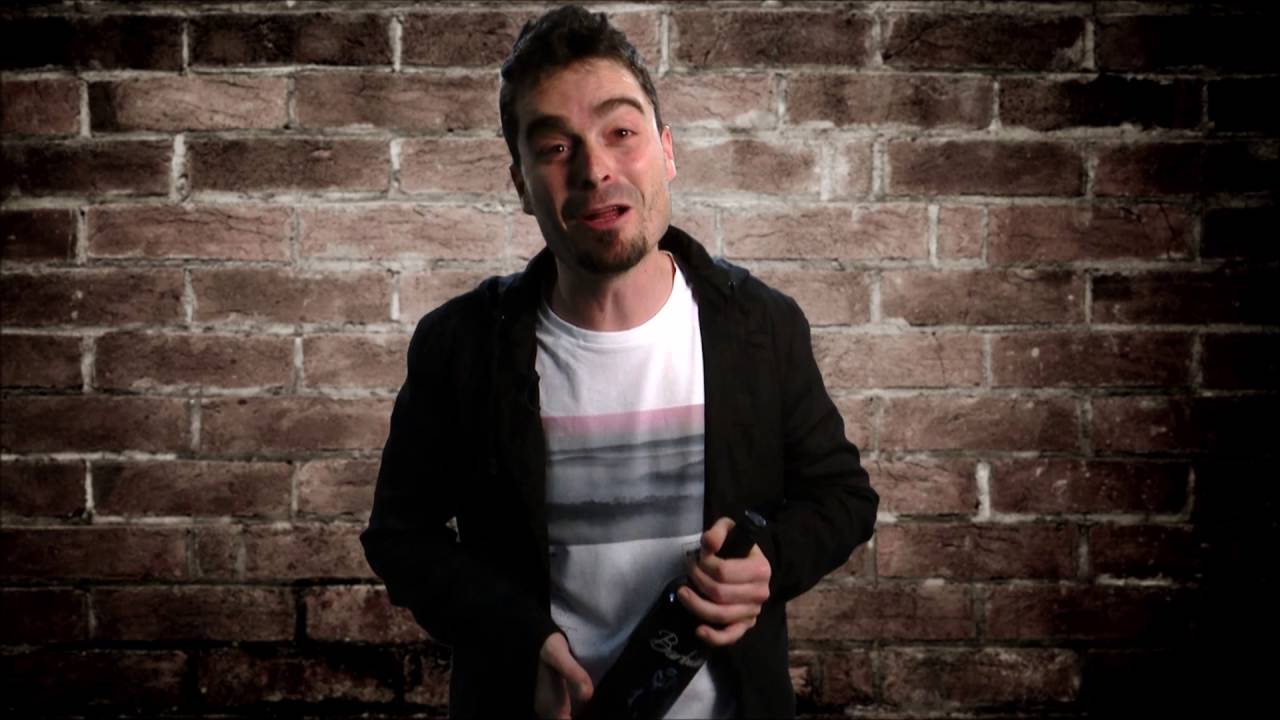 Monólogo Barbián de Alex Clavero - YouTube