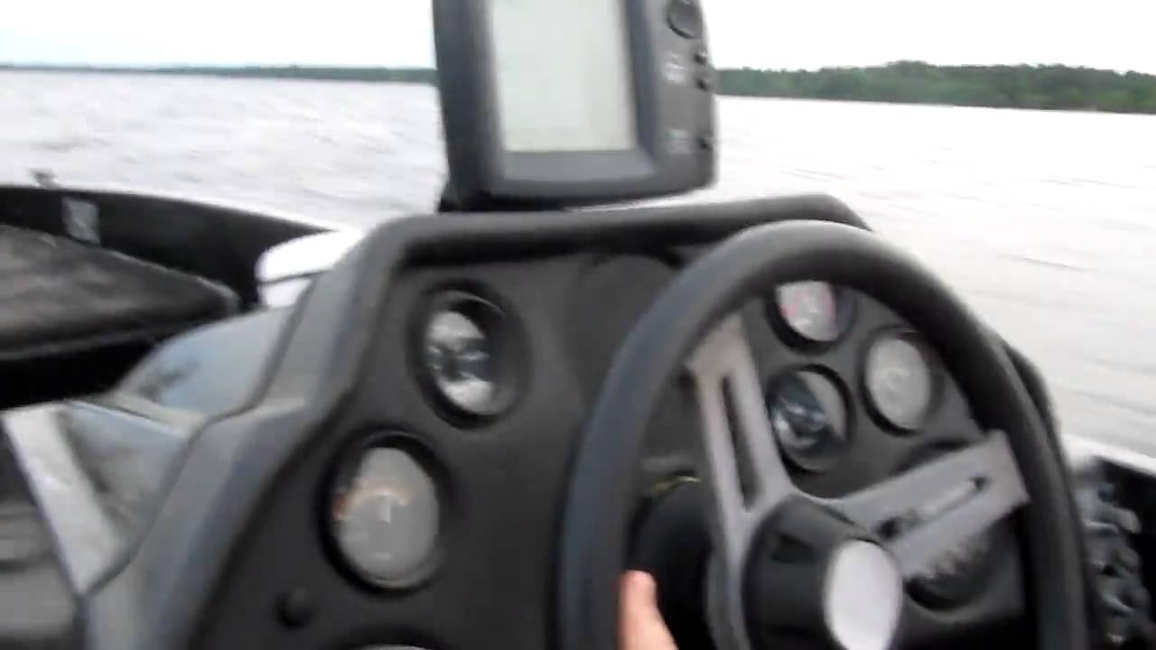 Driving Andrew's Blazer Bass Boat - YouTube