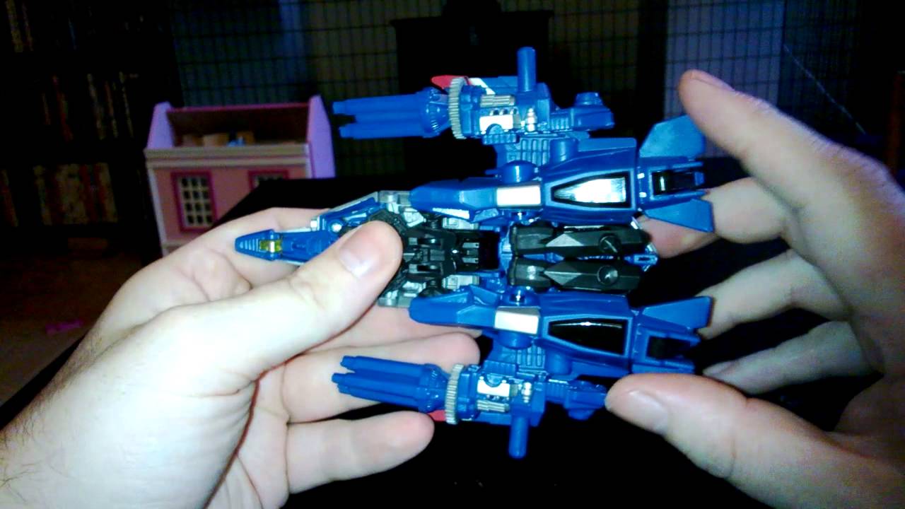 Transformers Generations Fall Of Cybertron Thundercracker Review - YouTube