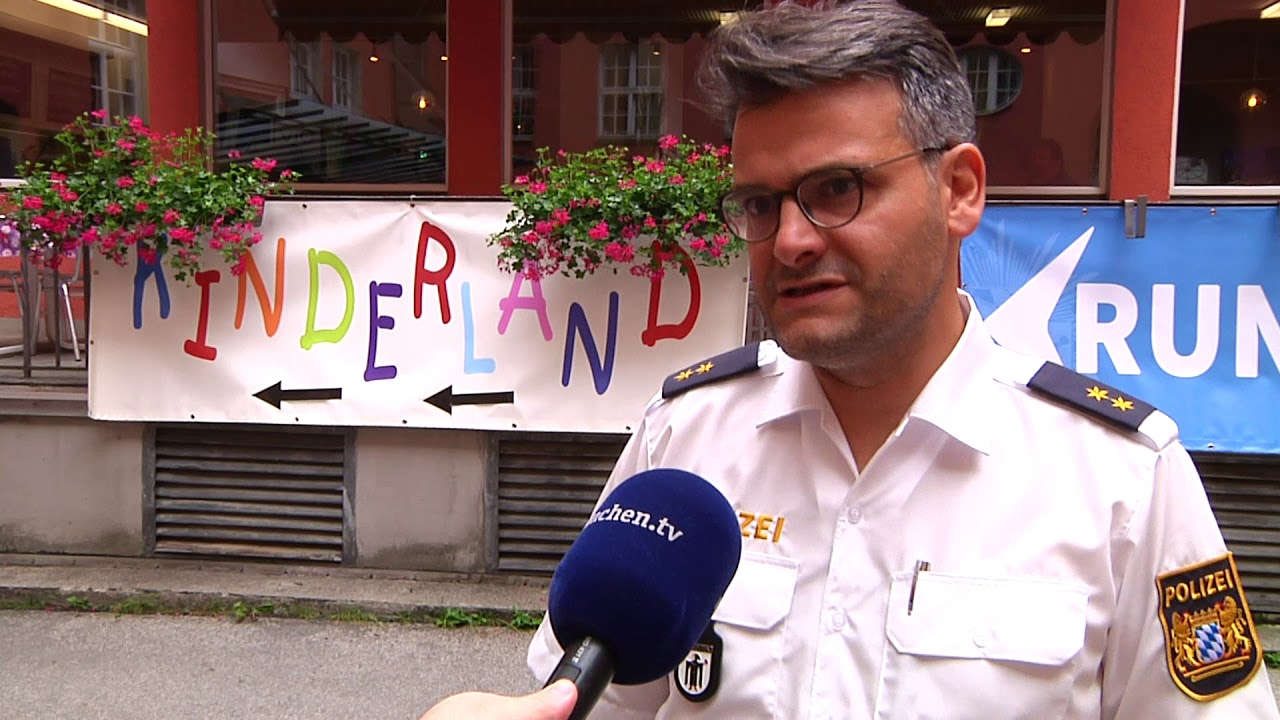 Polizei in München öffnet ihre Tore für Besucher - YouTube