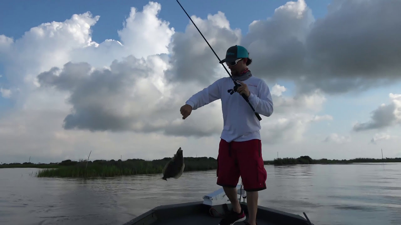 A quick tip on how to catch Texas Flounder - YouTube