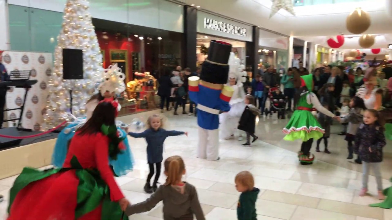 Santa Claus arriving to WhiteWater Shopping Centre Newbridge # ...