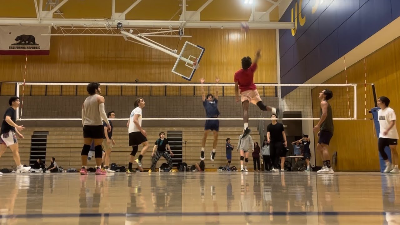 UCSB Open Advanced Intramural Volleyball 11/18 Set 2 & 3 - YouTube