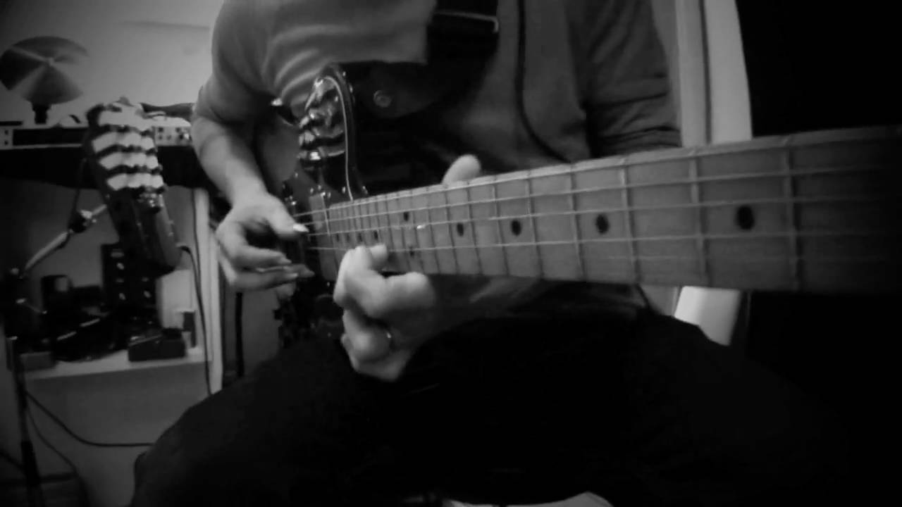 Studio #001 - John Butler Trio - Studio Sessions 2009 - YouTube