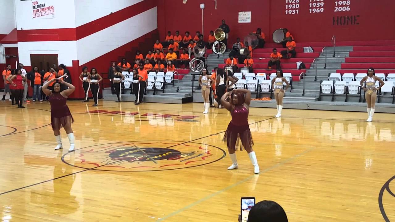 TMC Marching Soul 2016 - Dancers at Central BOTB - YouTube