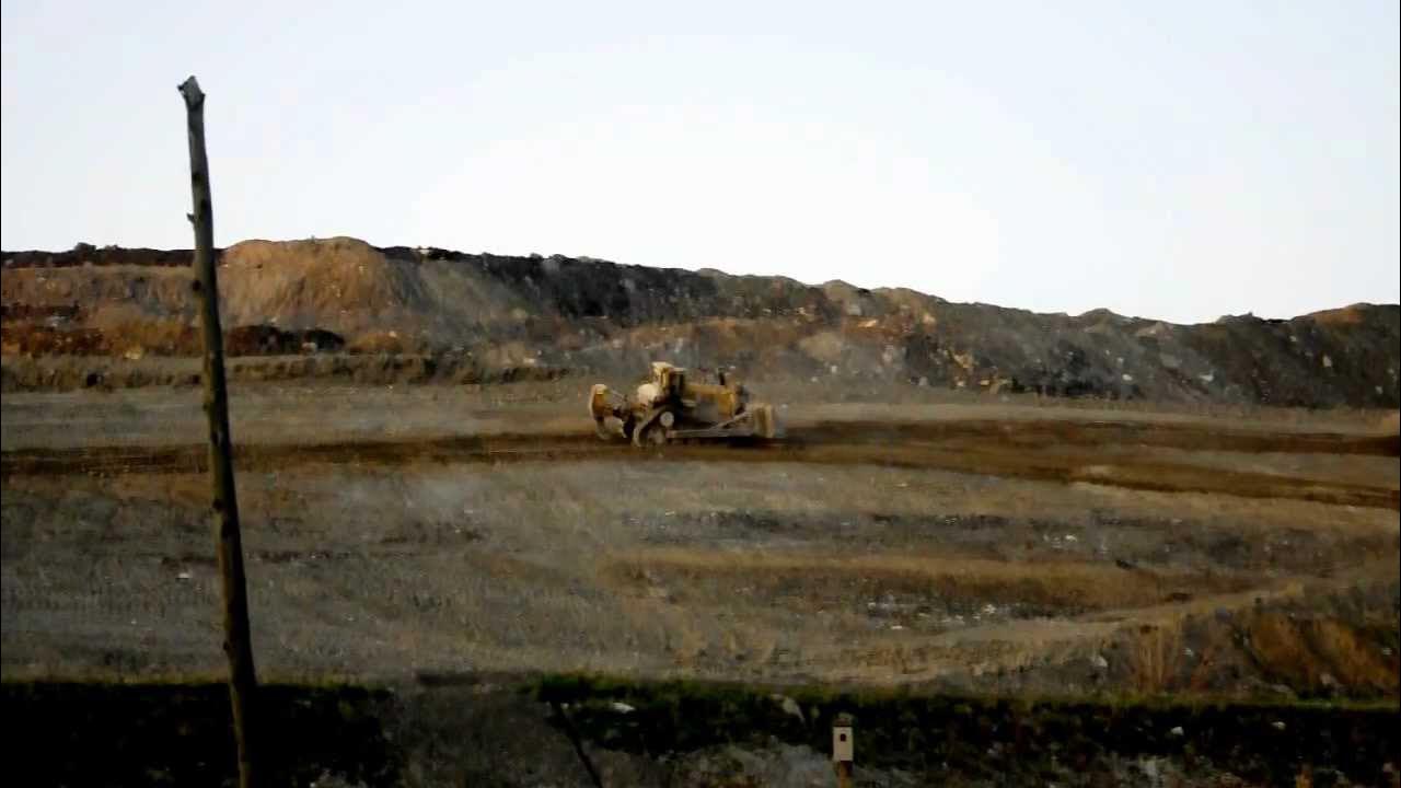 D11 Cutting A 3 To 1 Slope On The Backfill Operation YouTube d11-cutting-a-3-to-1-slope-on-the-backfill-operation-youtube