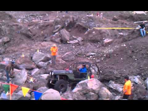 2011 Bend Oregon groundhog rock crawl competition - YouTube
