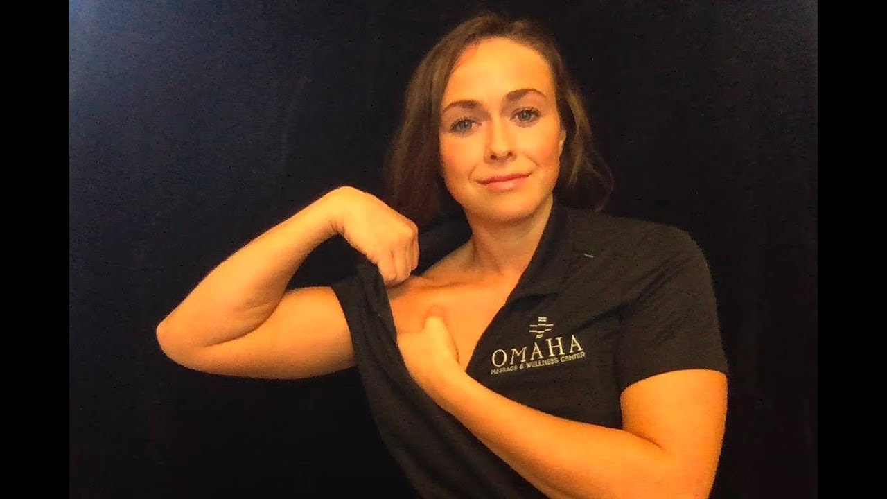 How I work on my own Pec muscles. #techniquetuesday - YouTube