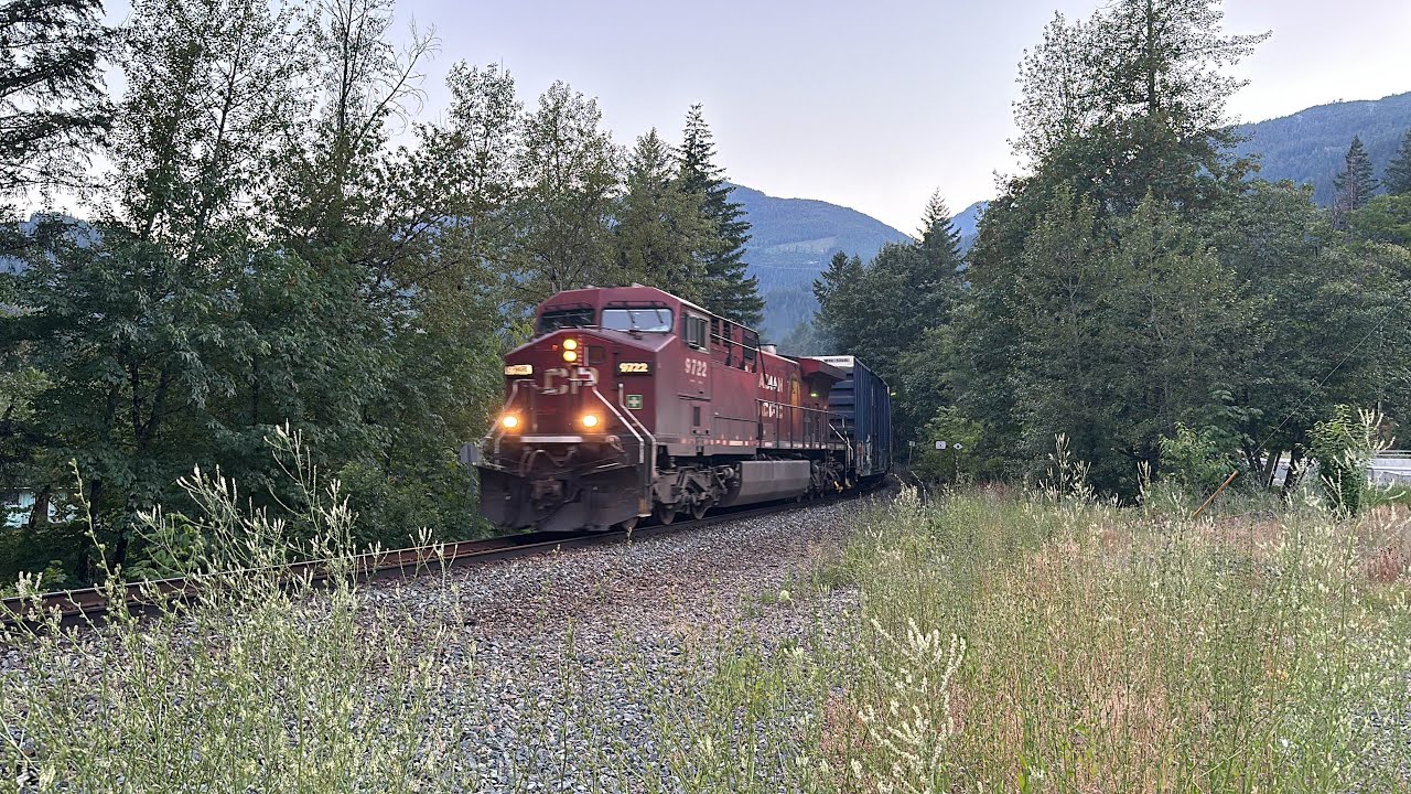 CP KCSM KCS Locomotives!!! CPKC 400 (Mixed Train) @ Yale BC Canada ...