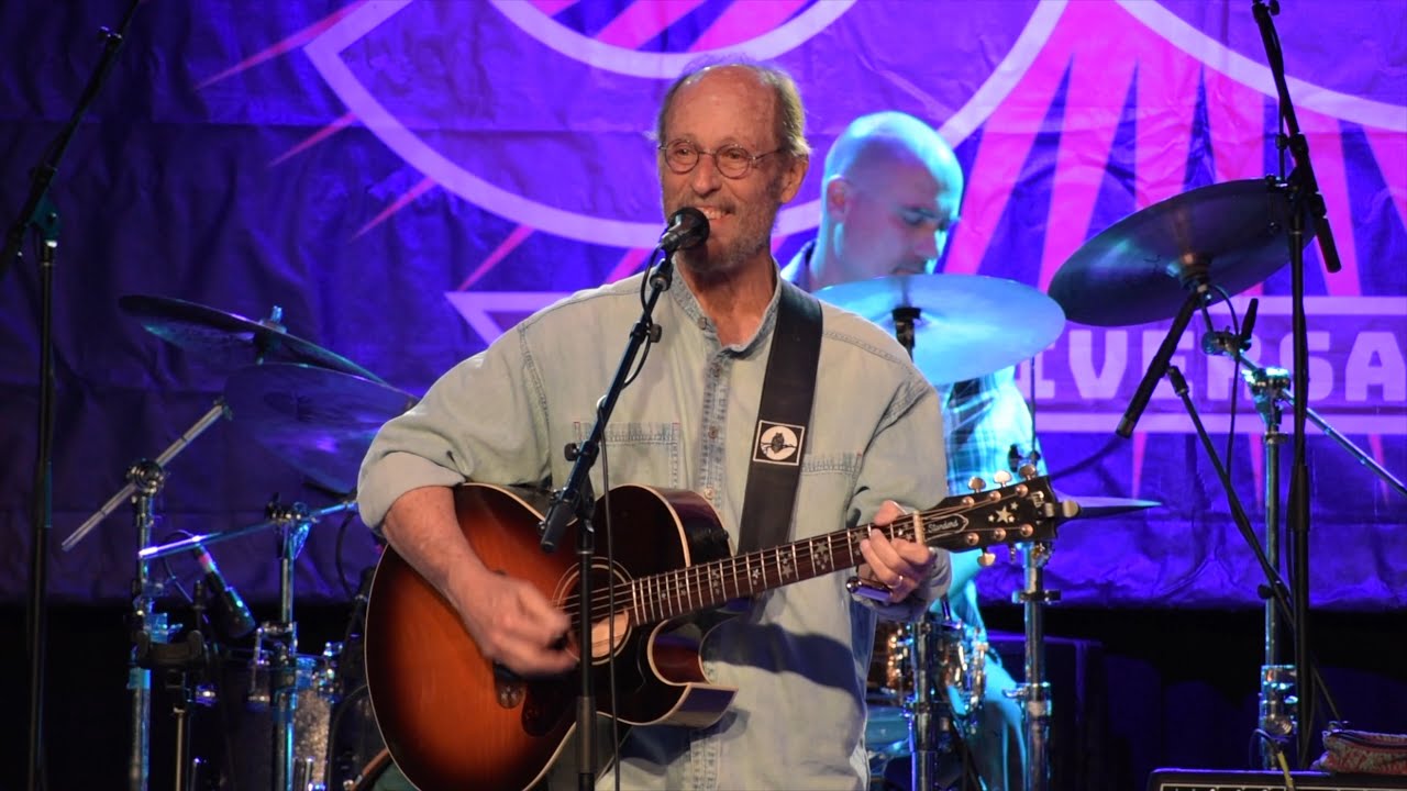 Little Feat - Willin' (Live in Phoenix, AZ | May 22, 2019) - YouTube