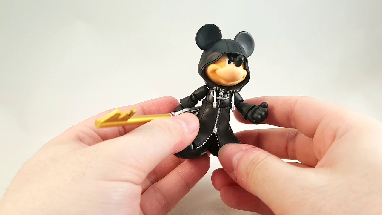 Figuarts Kingdom Hearts Mickey Organization 13 Coat Ver Review - YouTube