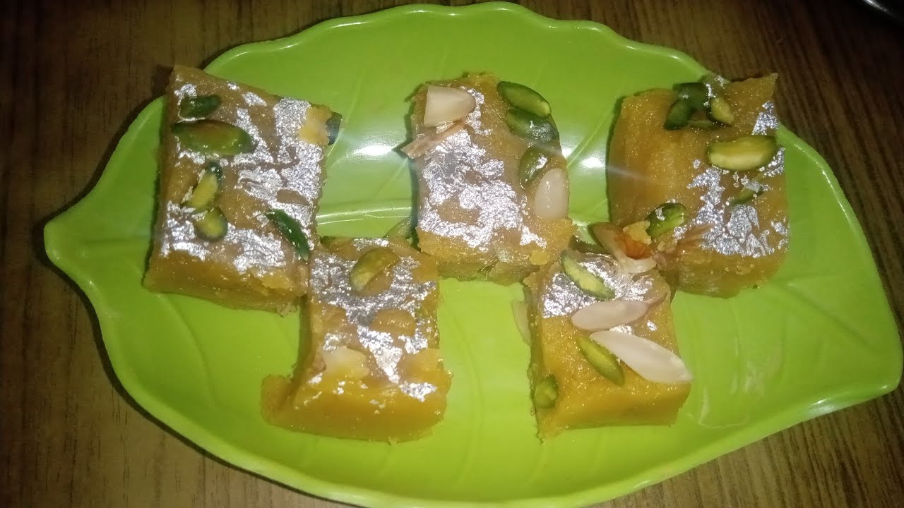 Mohanthal- Traditional Gujarati Recipe / Diwali special sweet recipe ...