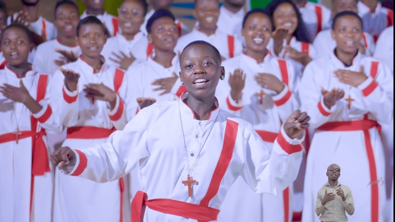 IYO NDI IMBERE YAWE YEZU BY PUERI CANTORES NGOMA Diocese BUTARE - YouTube