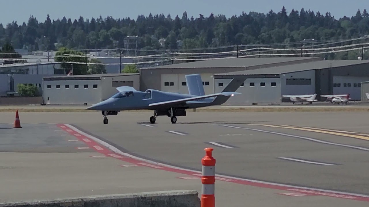 N401XP Scaled Composites backyard built stealth plane KBFI 7-30-21 ...