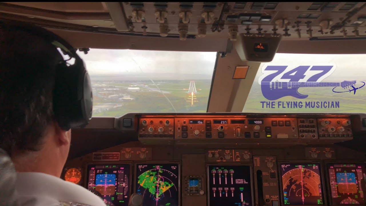 BOEING 747 RAINY LANDING at SHANNON Airport | COCKPIT VIDEO | JUMP SEAT ...